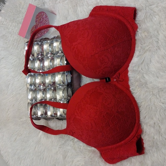 torrid | Intimates & Sleepwear | Torrid Fuschia Curve Plunge Bra Size ...
